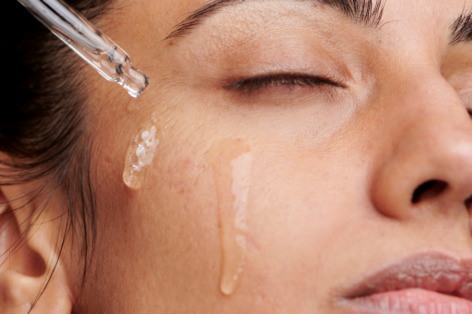 Sieri, ampoule e booster: quali sono le differenze dei trattamenti ...